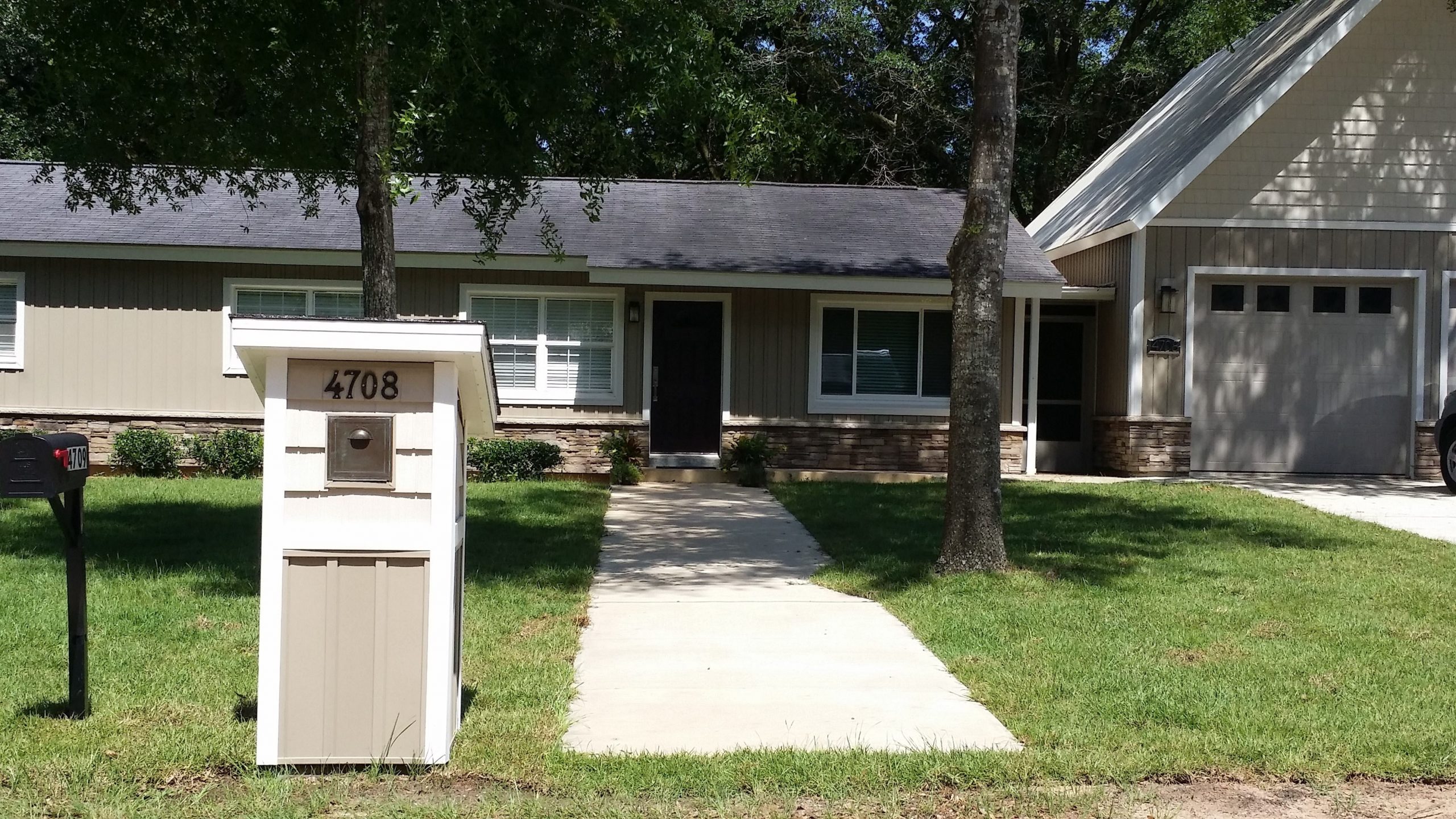 Siding Installation or Replacement | Repair or Update | Tartan Construction